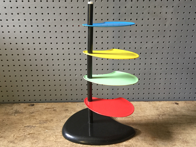Display stand - H is for Home