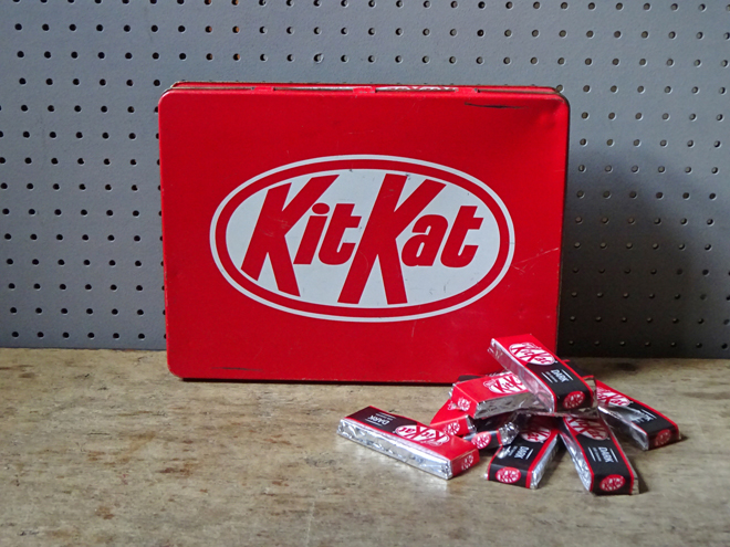 Kit Kat tin - H is for Home