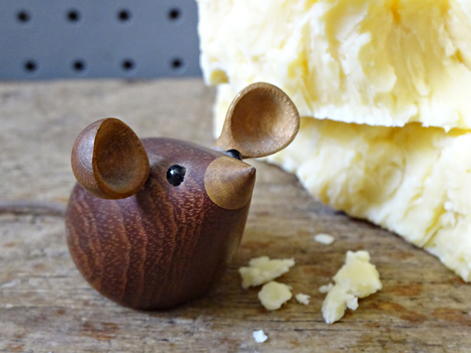Wooden mouse - H is for Home
